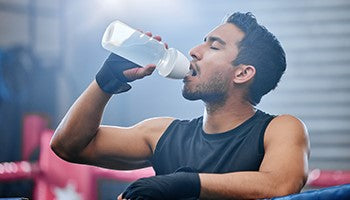 Hydration's Crucial Role in Bodybuilding Performance | Fast&Up Blog